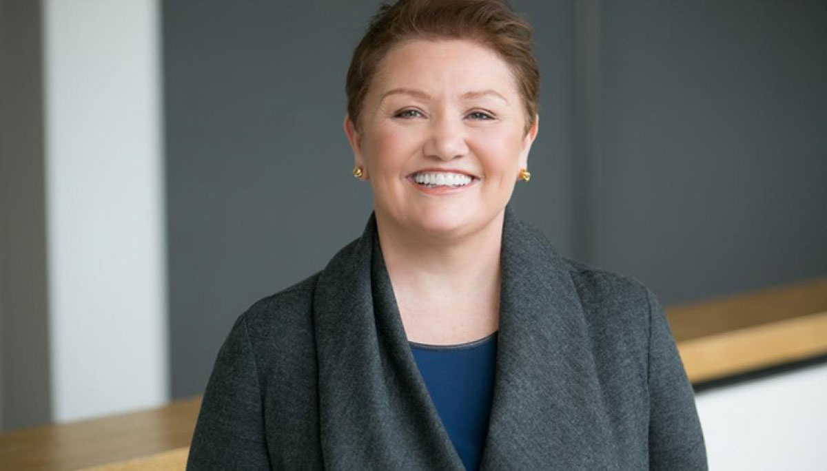 This Trailblazing Michigan Ross Alum Teaches Women to Achieve Their Own ...