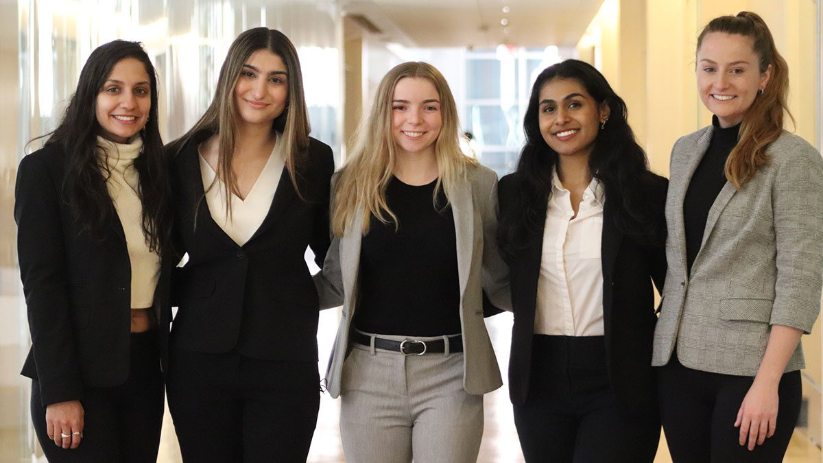 cROSSroads: A Woman in Business School — And Beyond | Michigan Ross